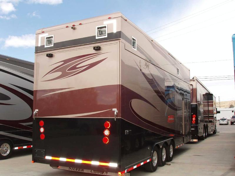 Search the inventory of Five-R Trailer, a motor home, toter home ...